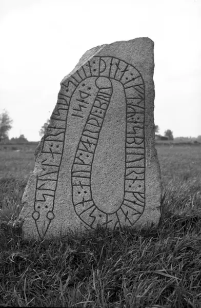 Kringla - Runsten i Smula socken.